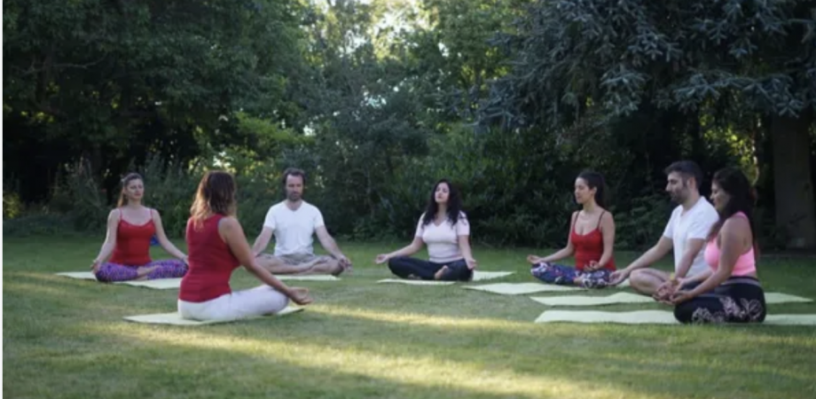 Mindfulness Meditation group sit: Sunday Session ! (Group Chat + Hot Tea!) | Peatix