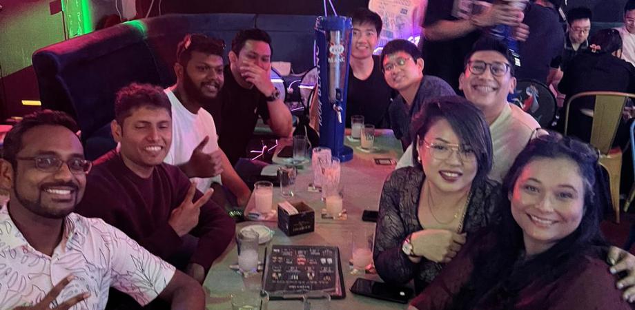 Party Singapore Bespoke Pub Crawl / Theme Bar Hopping with After Party | Peatix