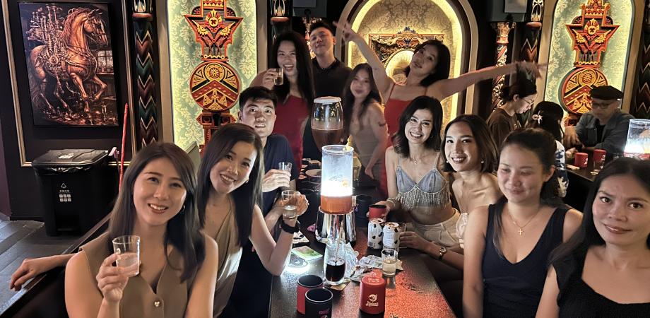 Party Singapore - Bespoke Pub Crawl | Peatix