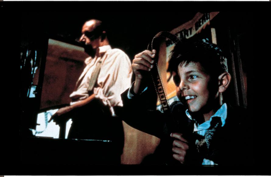 丘の向こうに森の映画祭2025【9/27オールナイト】／「早割入場券 ( 販売期間：6/20~ ) 」「一般入場券 ( 販売期間：8/20~ ) 」 | Peatix