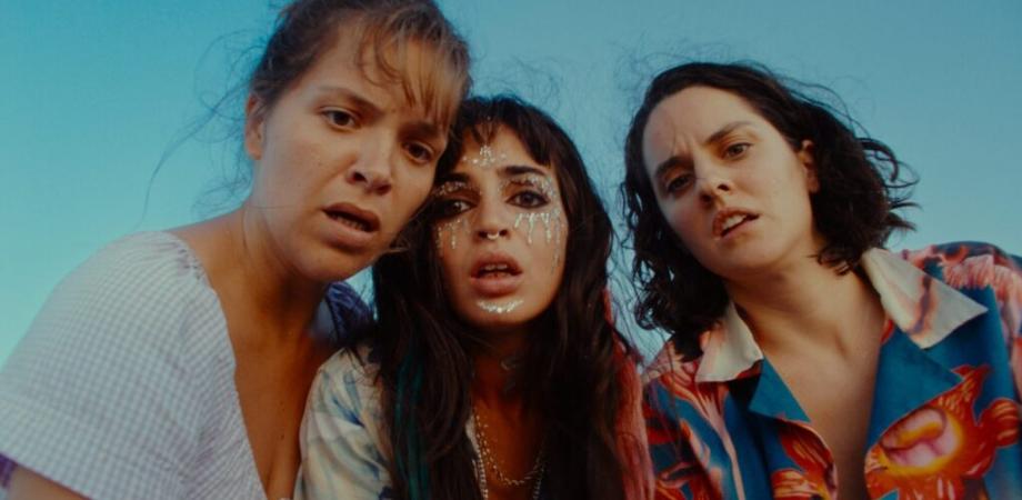 9/14(日)開場13:15/開始13:30『バルコニーの女たち』 | Peatix